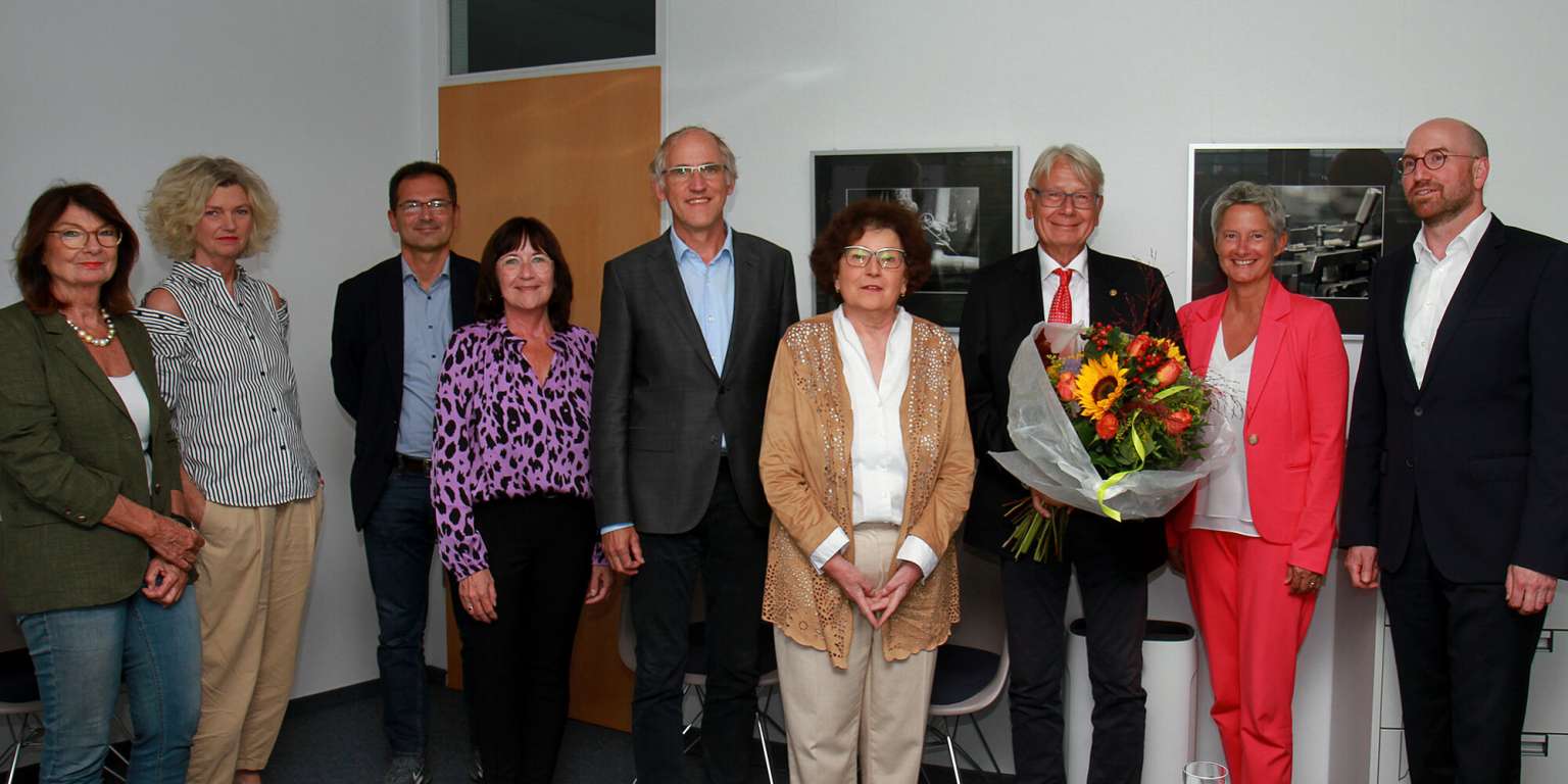 Klaus Weichel geht, Beate Kimmel übernimmt: Wechsel im Vorstand des ...